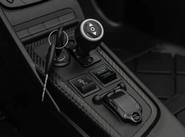 Elektrické autíčko Audi Spyder R8 LIFT šedé