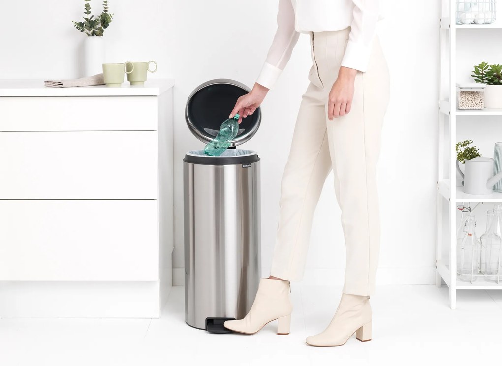 Brabantia Pedálový koš NewIcon 30L matná ocel otiskuvzdorná