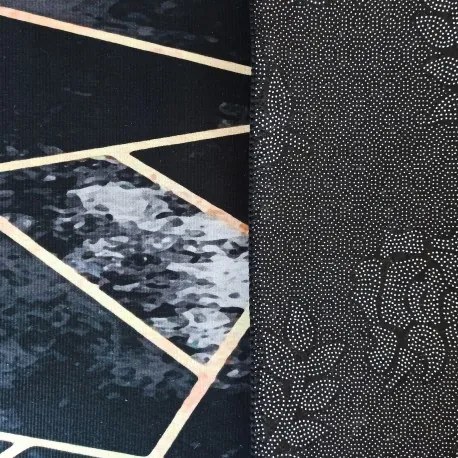 Černý koberec se zajímavými detaily Šírka: 120 cm | Dĺžka: 180 cm