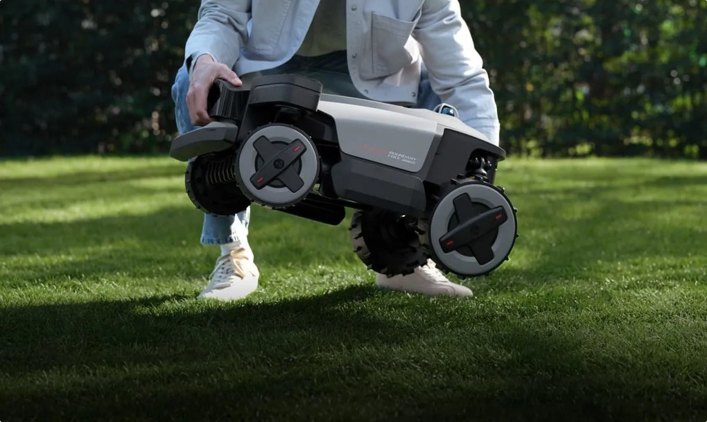 Robotická sekačka Roborock RockMow Z120 LiDAR 2 000 m 2