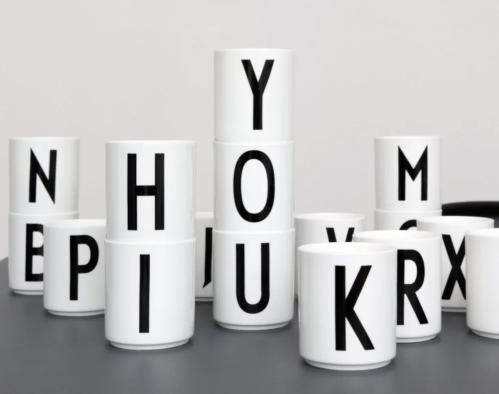 Design Letters Hrnek s písmenem A, white