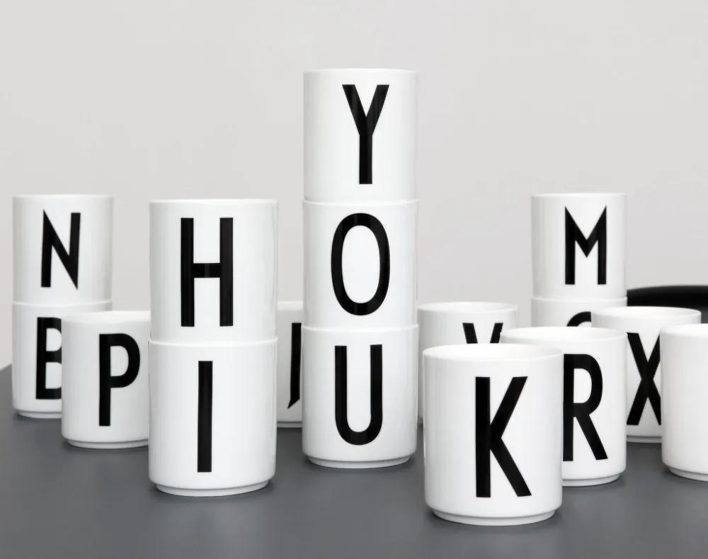 Design Letters Hrnek s písmenem V, white
