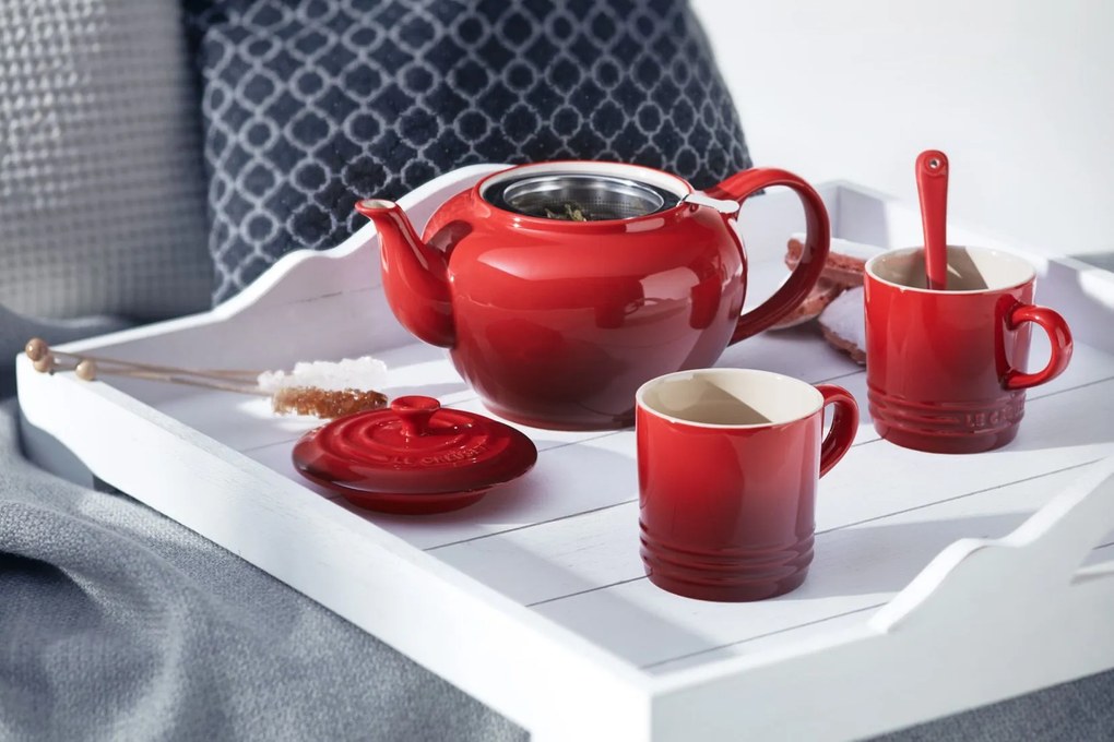 Džbán na čaj Le Creuset s infuzérem 1,3 l višňový