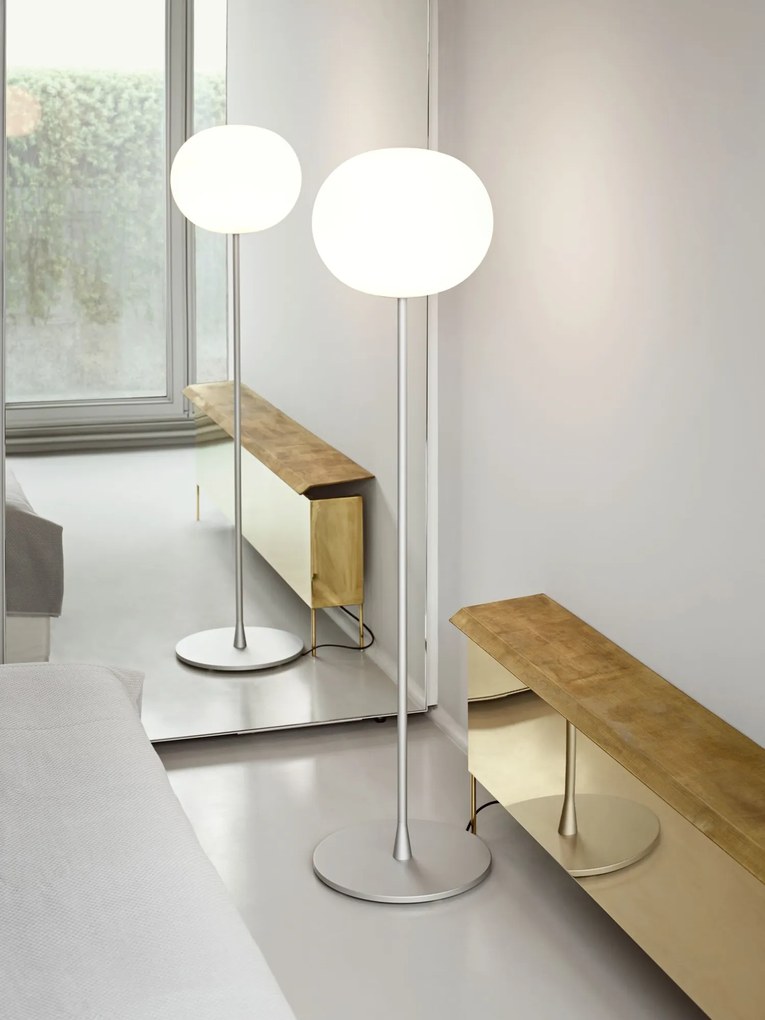 Flos Glo-Ball F2, stojací lampa z triplexového skla se stmívačem, stříbrná, 1x150W E27, výška 175cm