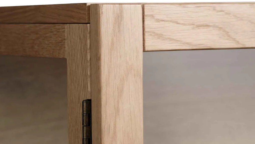 Designová komoda Dallan 140 cm přírodní dub