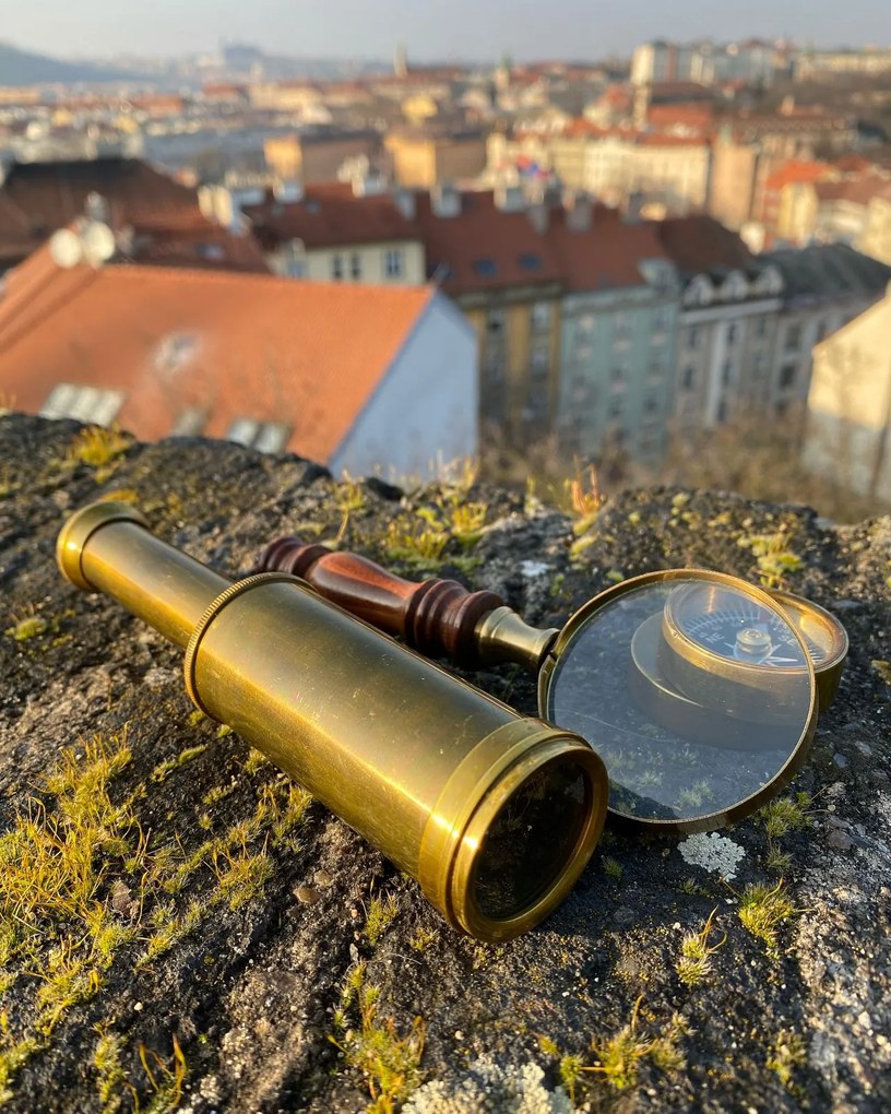 Mosazná sada - kompas, lupa a dalekohled v dřevěném boxu