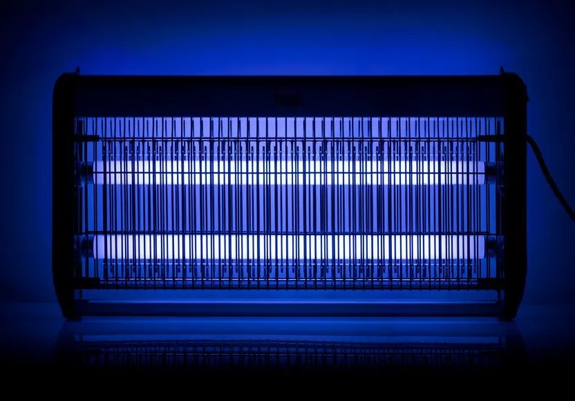 Elektrický lapač hmyzu TEESA TSA0216, s UV světlem 30W (2x15W)