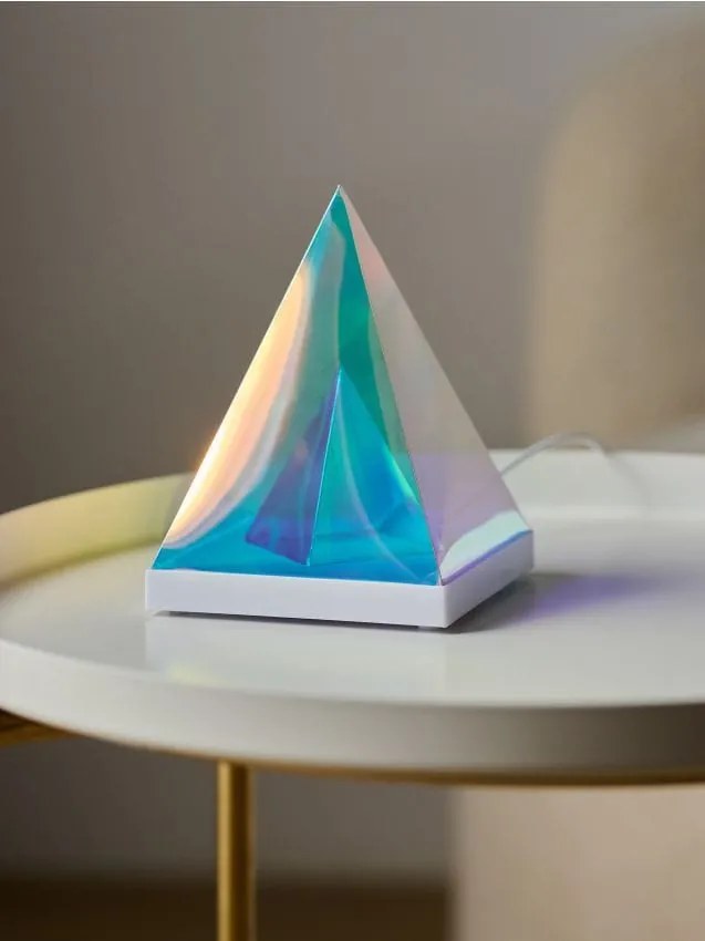 Sinsay - Dekorativní LED lampička ve tvaru pyramidy - vícebarevná
