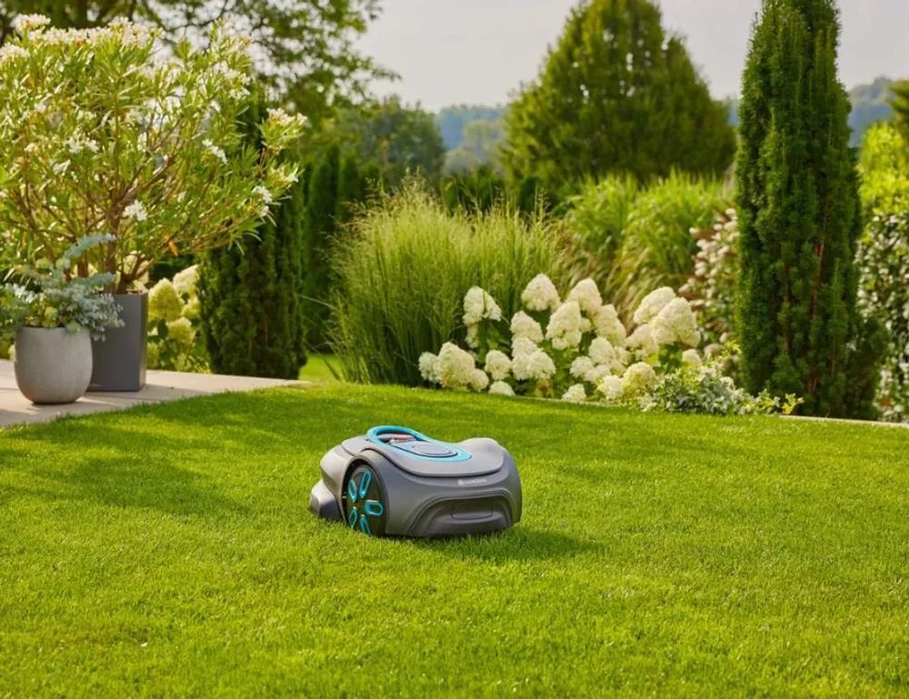 Robotická sekačka Gardena smart SILENO max 800 m²