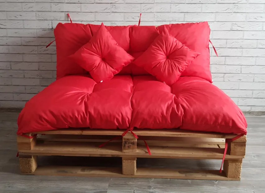 Paletové prošívané sezení - sedák 120x80 cm, opěrka 120x40 cm, 2x polštáře 30x30 cm, barva červená, Mybesthome