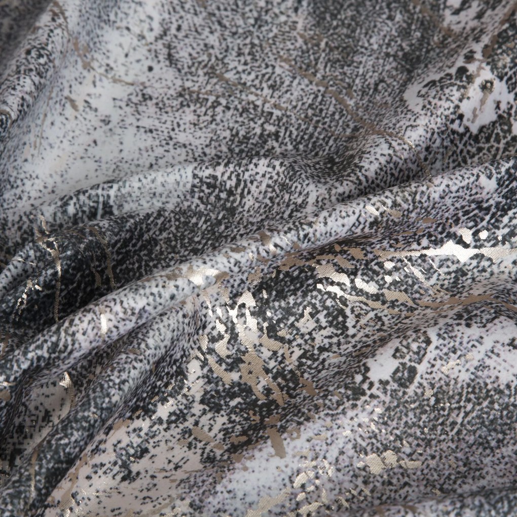 ZATEMŇOVACÍ ZÁVĚS NA KROUŽCÍCH ESTER 140X250 CM VZOROVANÁ
