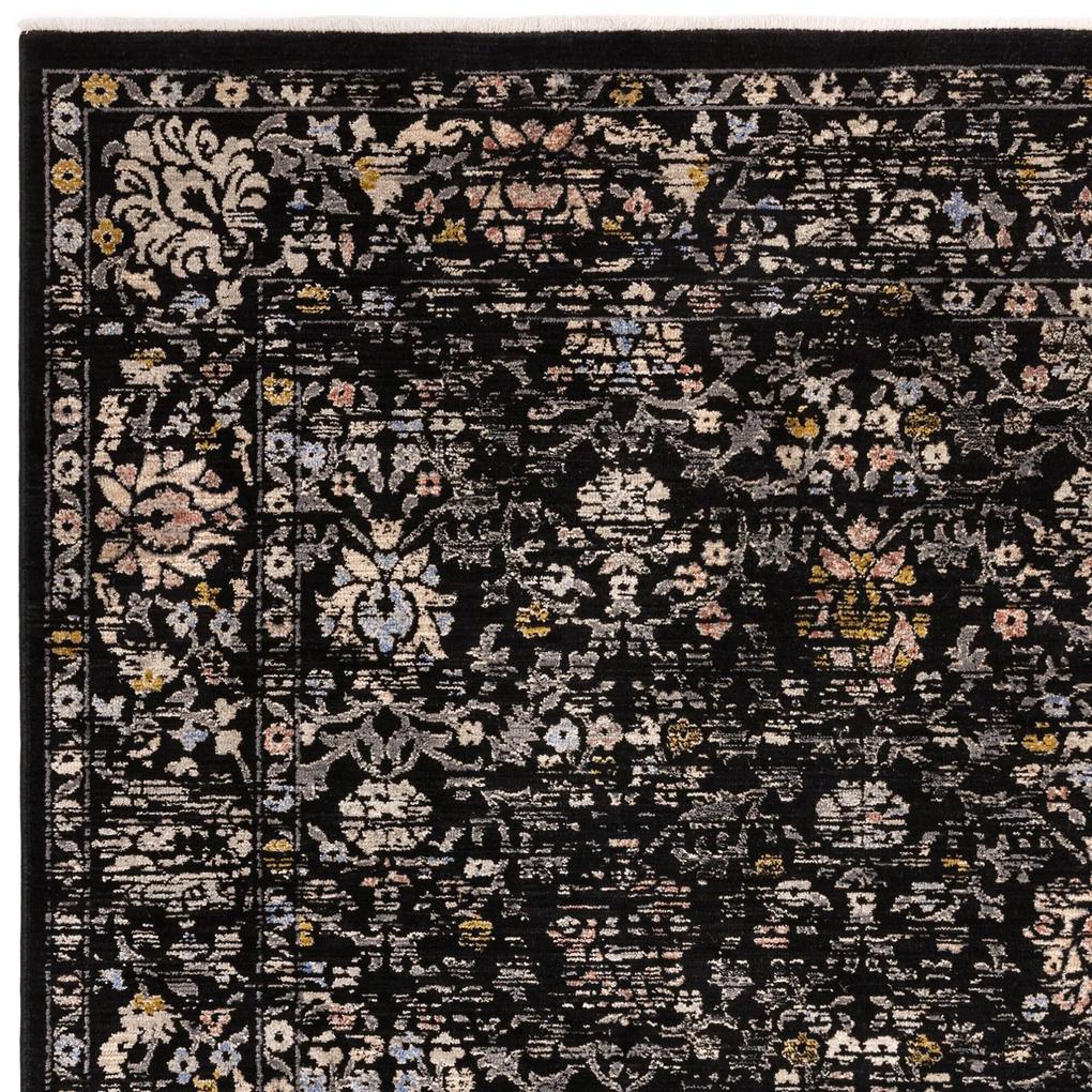 Tribeca Design Kusový koberec Airplane Black Vintage Floral Rozměry: 200x290 cm