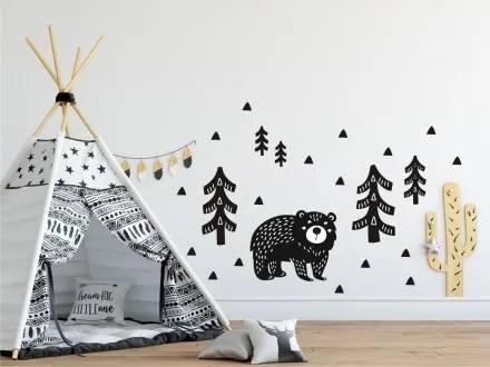 Nálepka na zeď- medvídek v lese barva: černá