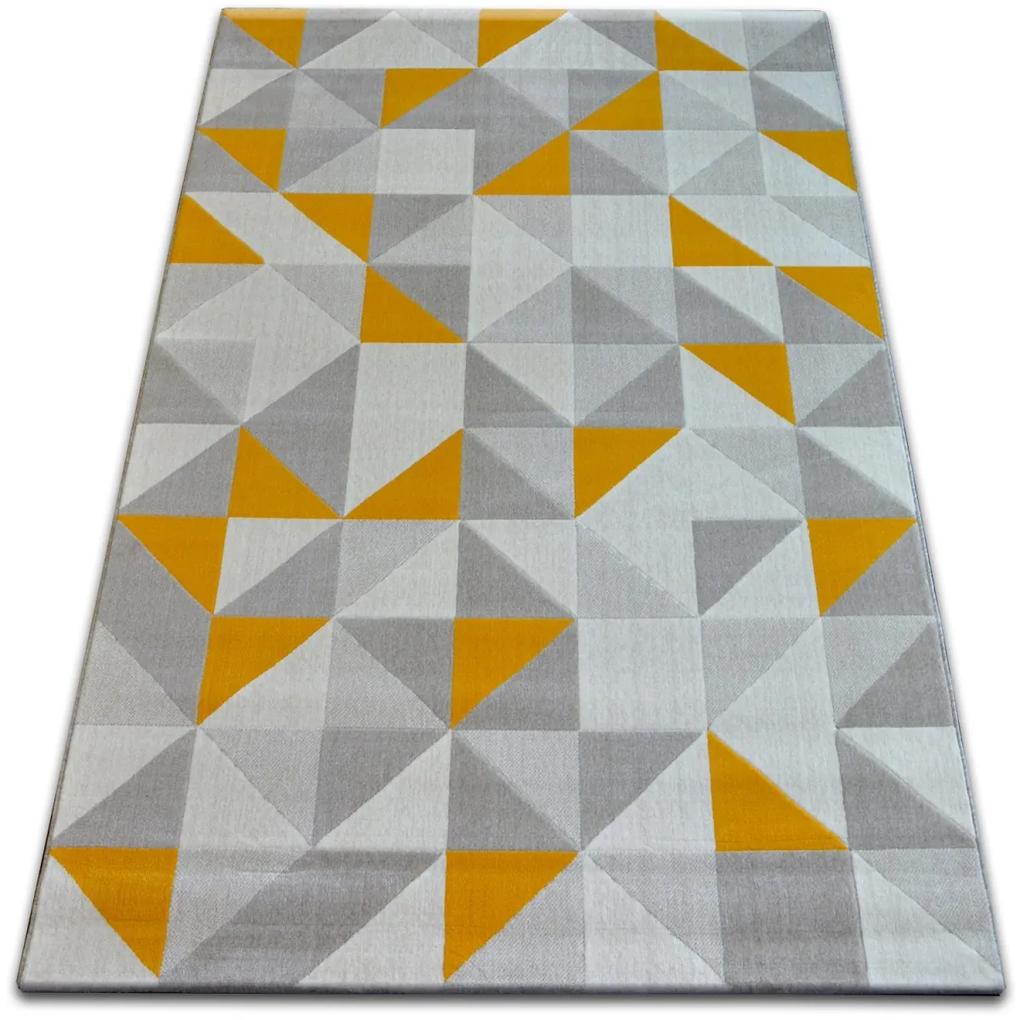Kusový koberec SCANDI 18214/251 - trojúhelníky