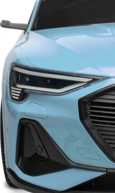 Toyz VOZIDLO NA AKUMULÁTOR AUDI ETRON SPORTBACK MODRÁ