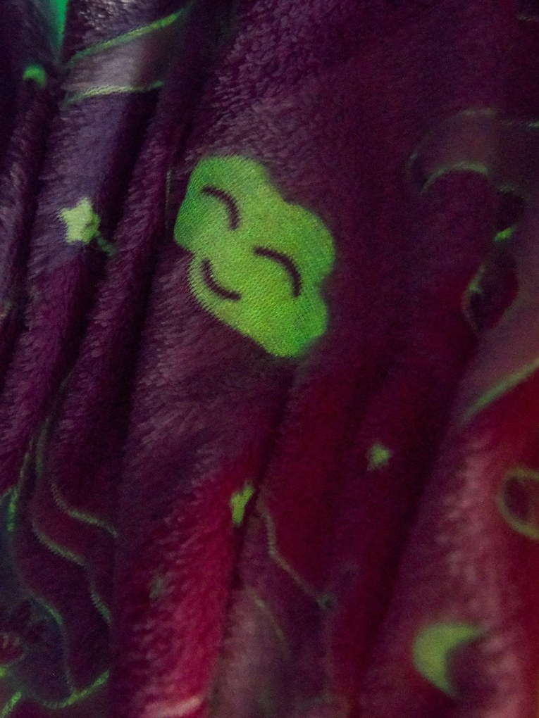 Sinsay - Deka s fluorescenčním potiskem - vícebarevná