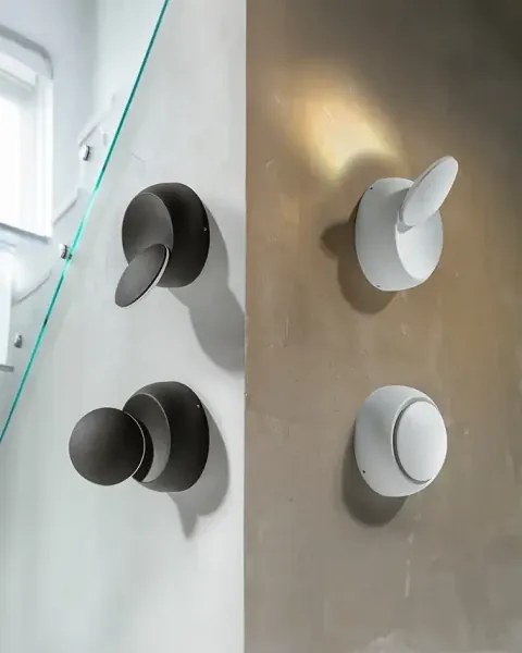 LED nástěnné svítidlo Avon bílé