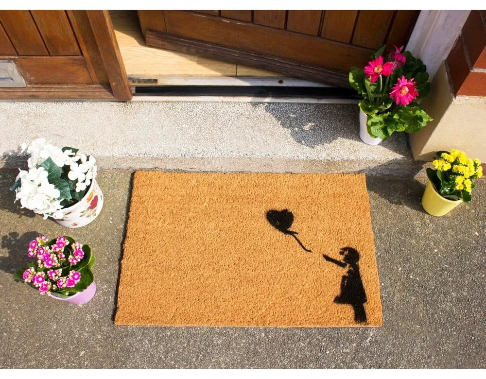 Rohožka z přírodního kokosového vlákna Artsy Doormats Girl with a Balloon Graffiti, 40 x 60 cm