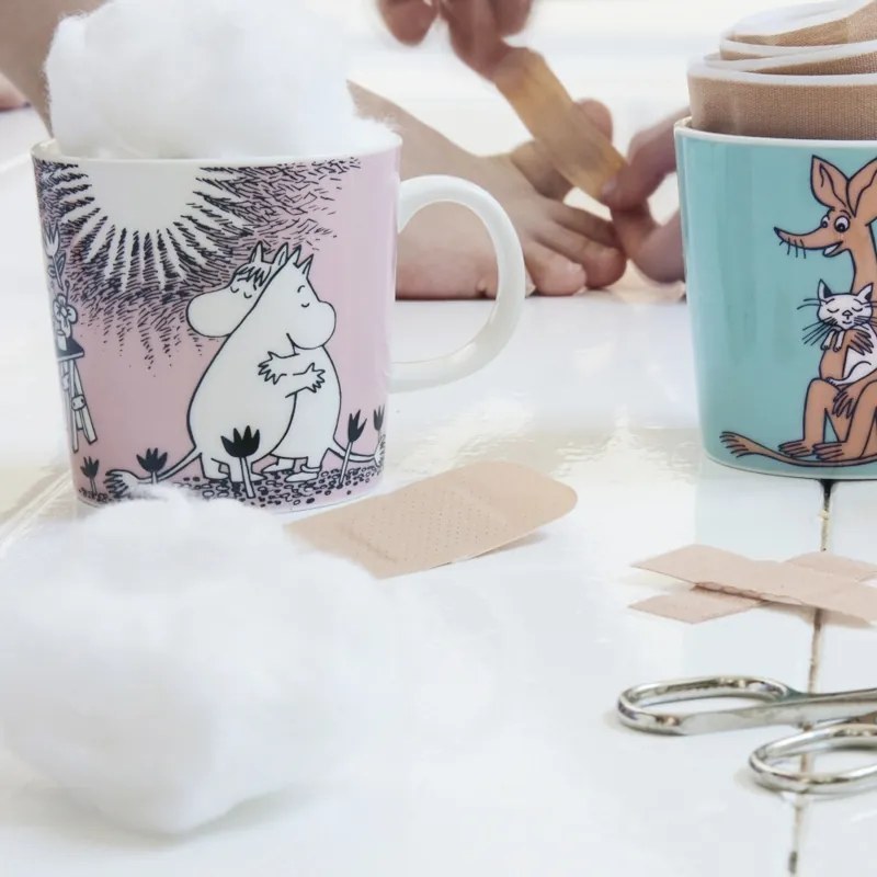 Hrnek Moomin Love 0,3l, růžový / 30. výročí, dárkový box