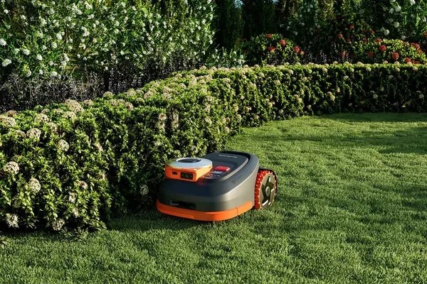 Robotická sekačka Segway Navimow H230E 3 000 m 2
