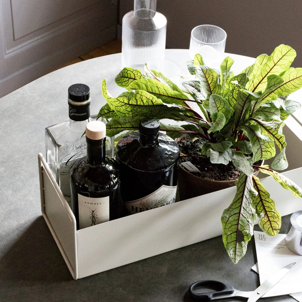 FERM LIVING Truhlík Plant Box Small, Cashmere