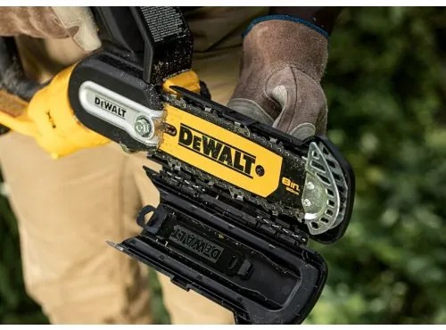 Aku prořezávací pila 20cm 18V 1x5,0Ah DeWALT DCMPS520P1