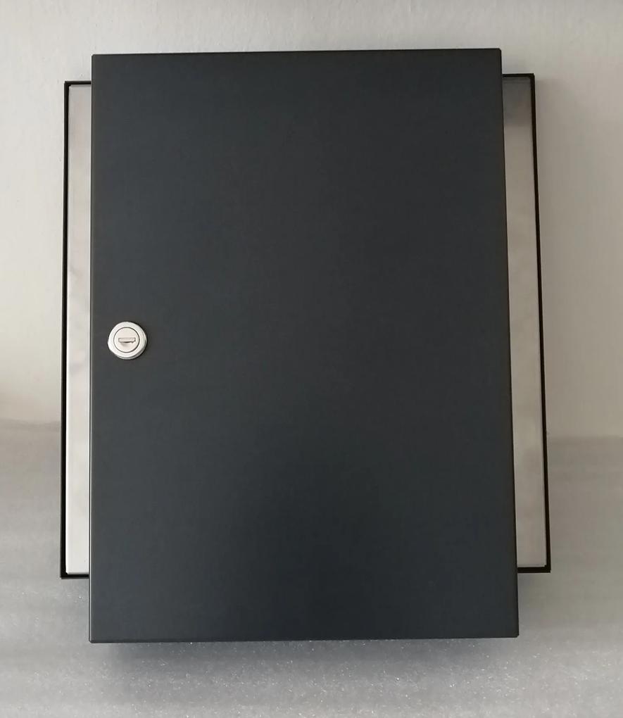 Lakovaná poštovní schránka GOAL Odstín: RAL 9005 - černá