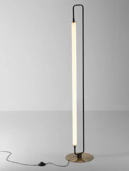 LED černá stojací lampa Wetro 32W