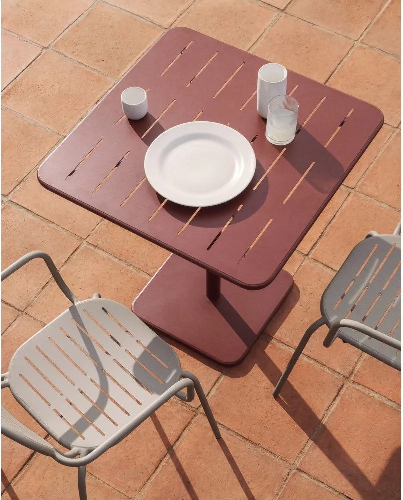 Ocelový zahradní jídelní stůl 70x70 cm Brai – Kave Home
