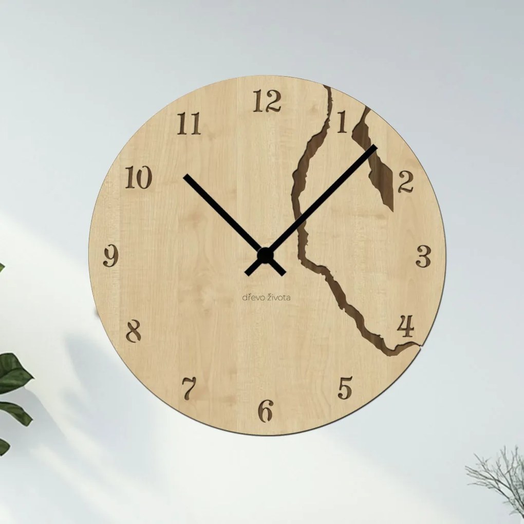 dřevo života Nástěnné hodiny ŘEKA Zvolte barvu dekoru: Horský dub-Wenge, Zvolte velikost hodin (cm): 40x40, Barva ručiček: Černé