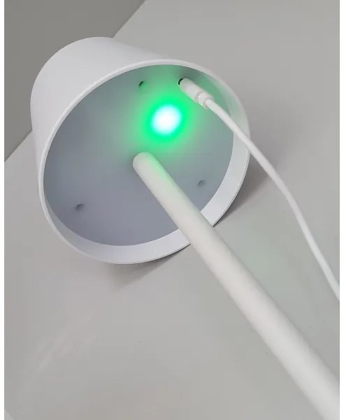 LED Stmívatelná dotyková stolní lampa LED/5W/5V USB 1200 mAh bílá