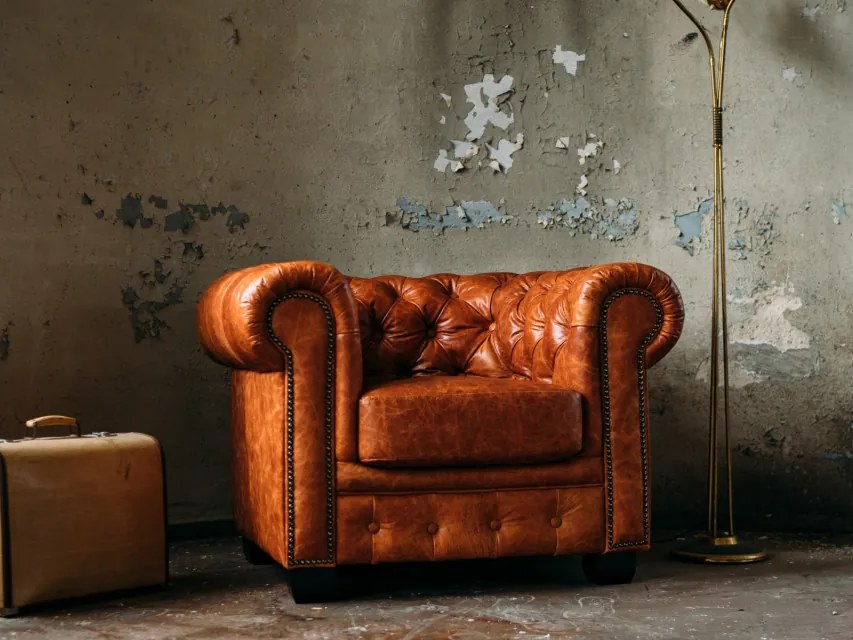 Křeslo z pravé kůže Chesterfield IV