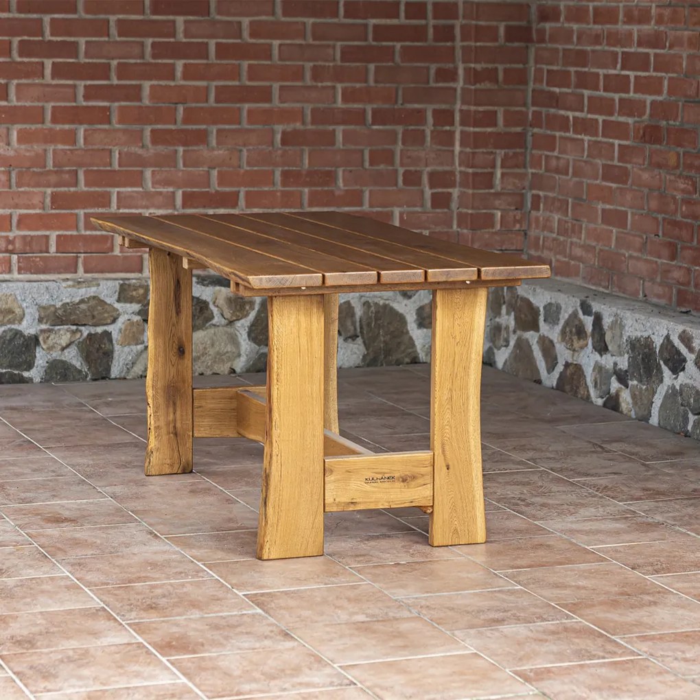 KULHÁNEK Rustikální stůl dubový Odstín nátěru: olej - bezbarvý, Velikost desky: 200x90 cm