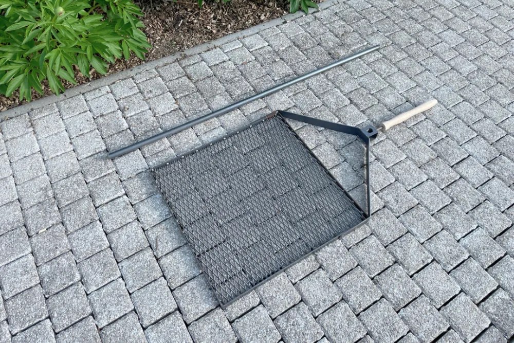 Grilovací rošt polohovací čtvercový 50 x 50 cm ✔ Rošt se zemním pouzdrem
