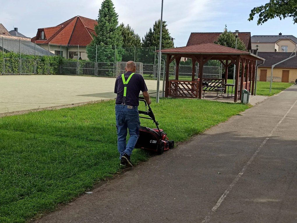 Hahn & Sohn Cedrus Benzínová sekačka s pojezdem KS48S HP16099