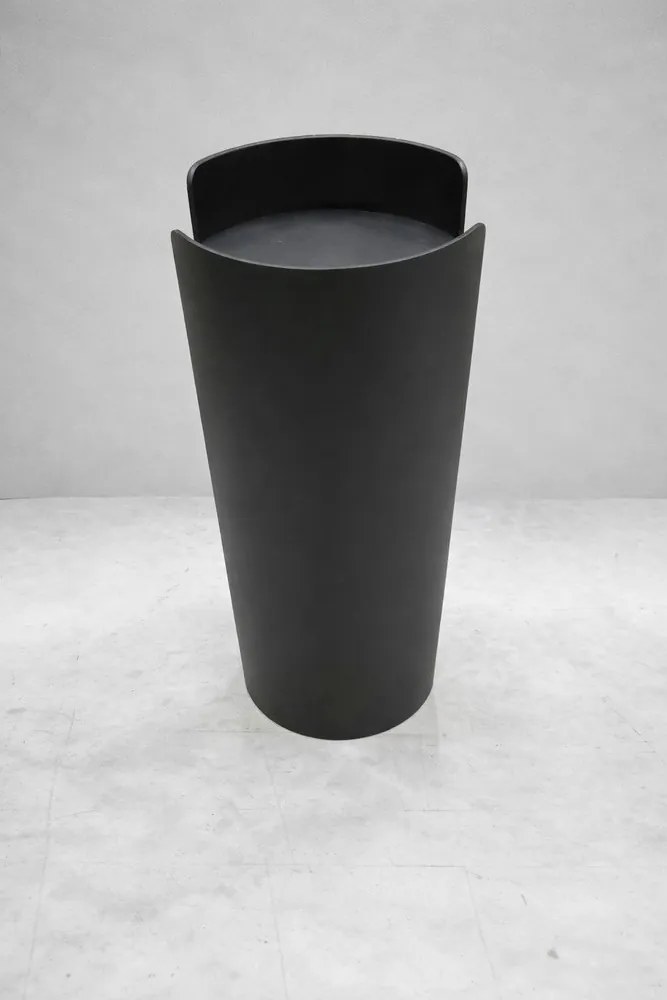 Škrabadlo pro kočky Torre Ash Black M - II.jakost – MiaCara