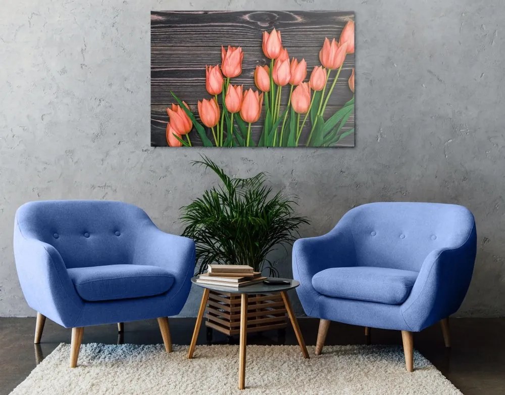 Obraz očarující oranžové tulipány na dřevěném podklade - 90x60 cm