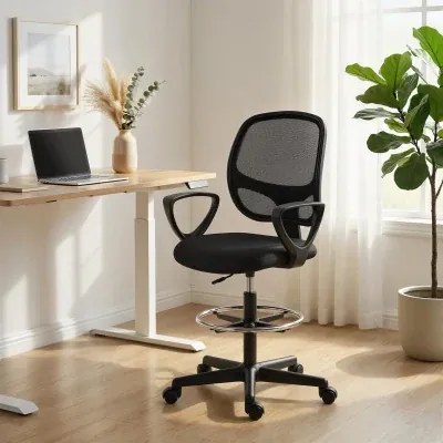HOMCOM Ergonomická kancelářská židle, otočná kancelářská židle s podnožkou a podloketníky, výškově nastavitelná, 59x58x103-123 cm, černá