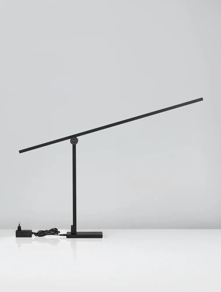 Matně černá kovová LED stolní lampa s ohybatelnou konstrukcí/stmívatelná (výška 47 cm) Tenso – Nova Luce