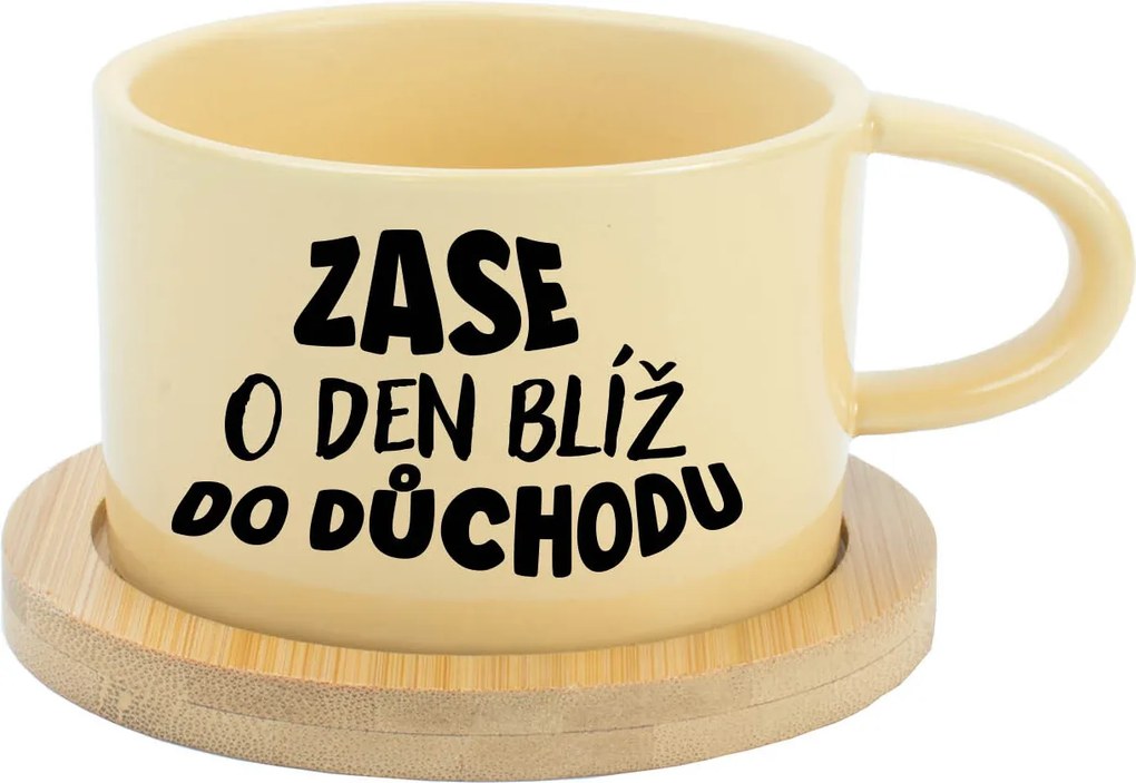 MOHLA BYCH BÝT MILÁ, ALE NECHCE SE MI - žlutý hrníček makronka 200 ml