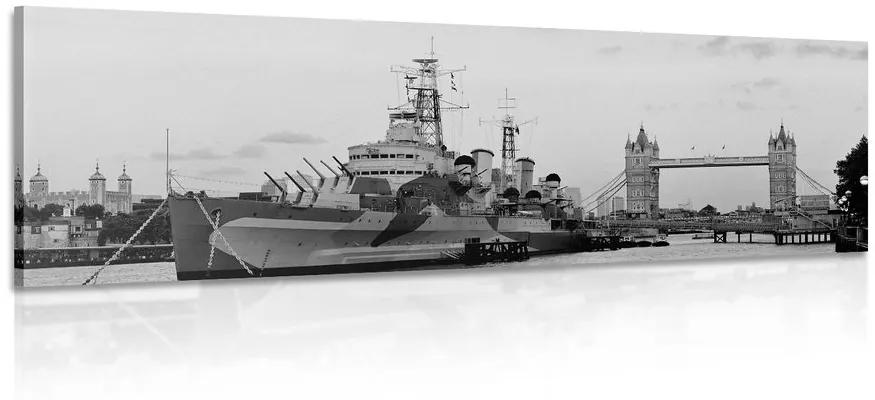 Obraz nádherná loď na řece Temže v Londýně v černobílém provedení Varianta: 135x45