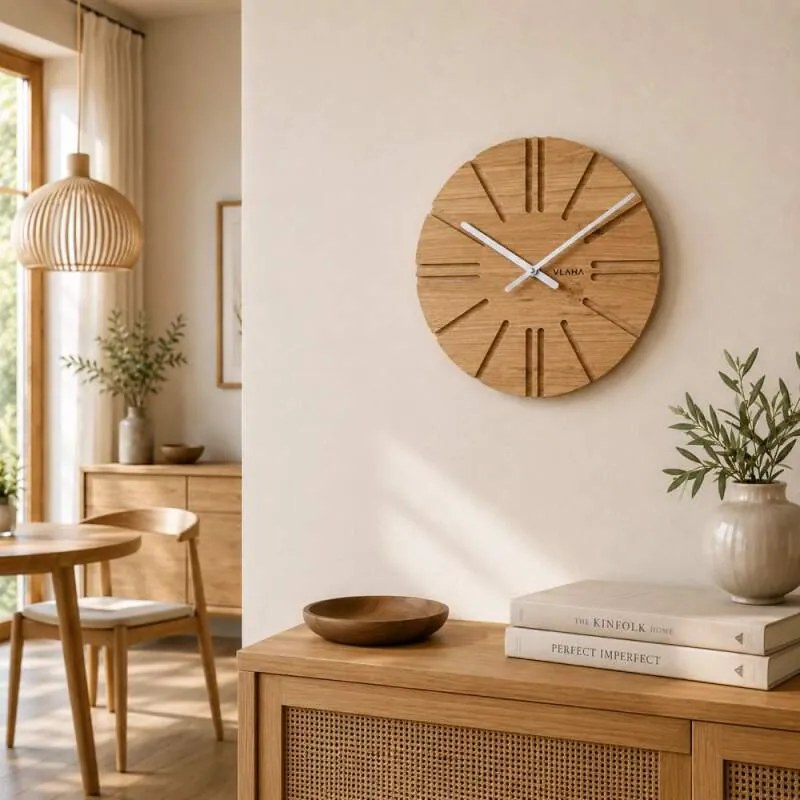 VLAHA Dřevěné dubové hodiny ATELIER vyrobené v Čechách se stříbrnými ručkami ⌀32,5cm VCT1151