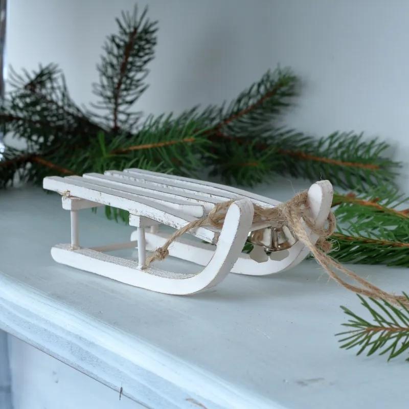 Vánoční dekorace sáňky dřevěné bílé 12,5x5x4cm