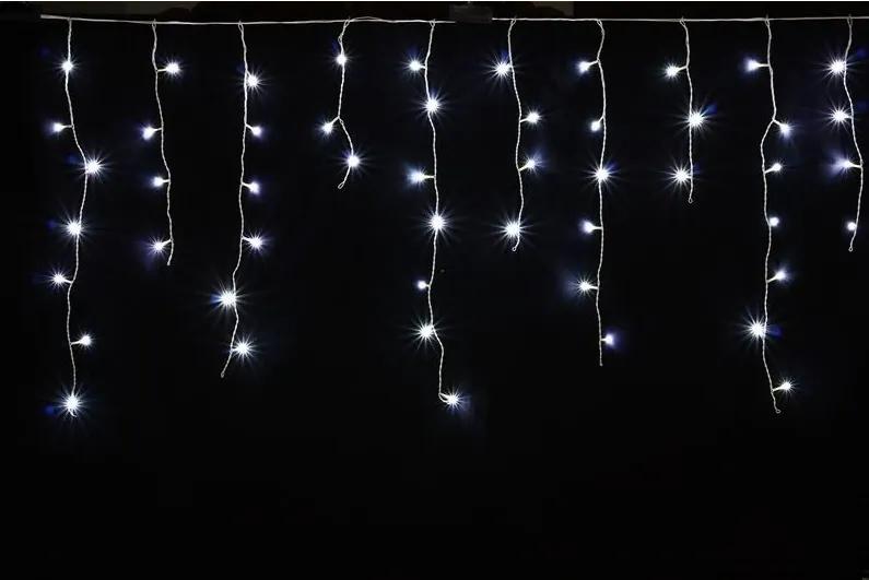 Vnitřní LED vánoční závěs - studená bílá, stále svítící, 2,5m, 105 LED, propojovatelný