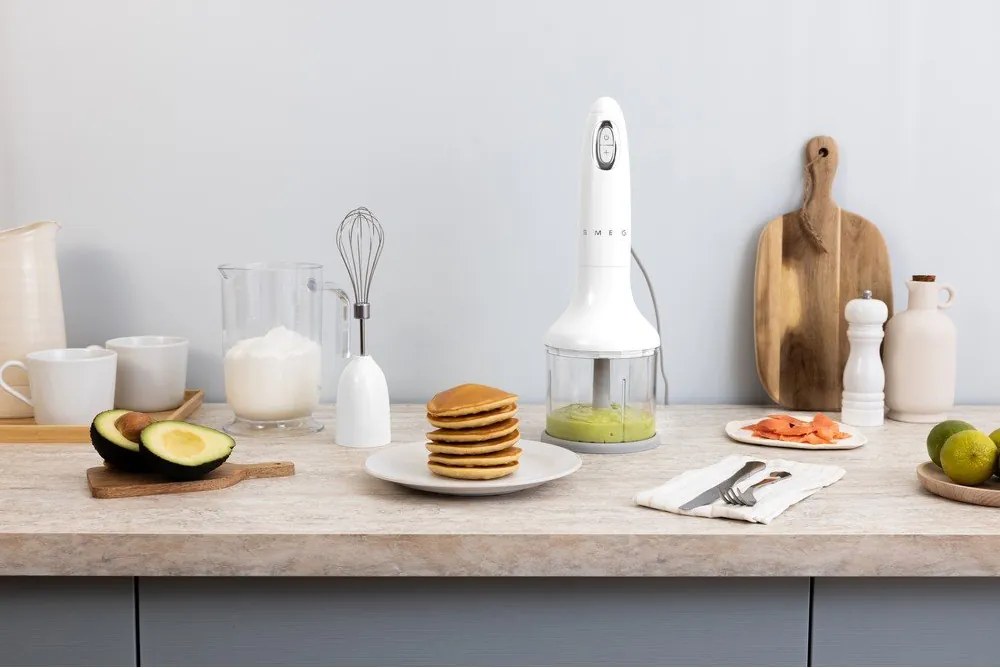 Bílý tyčový mixér 50's Retro Style – SMEG