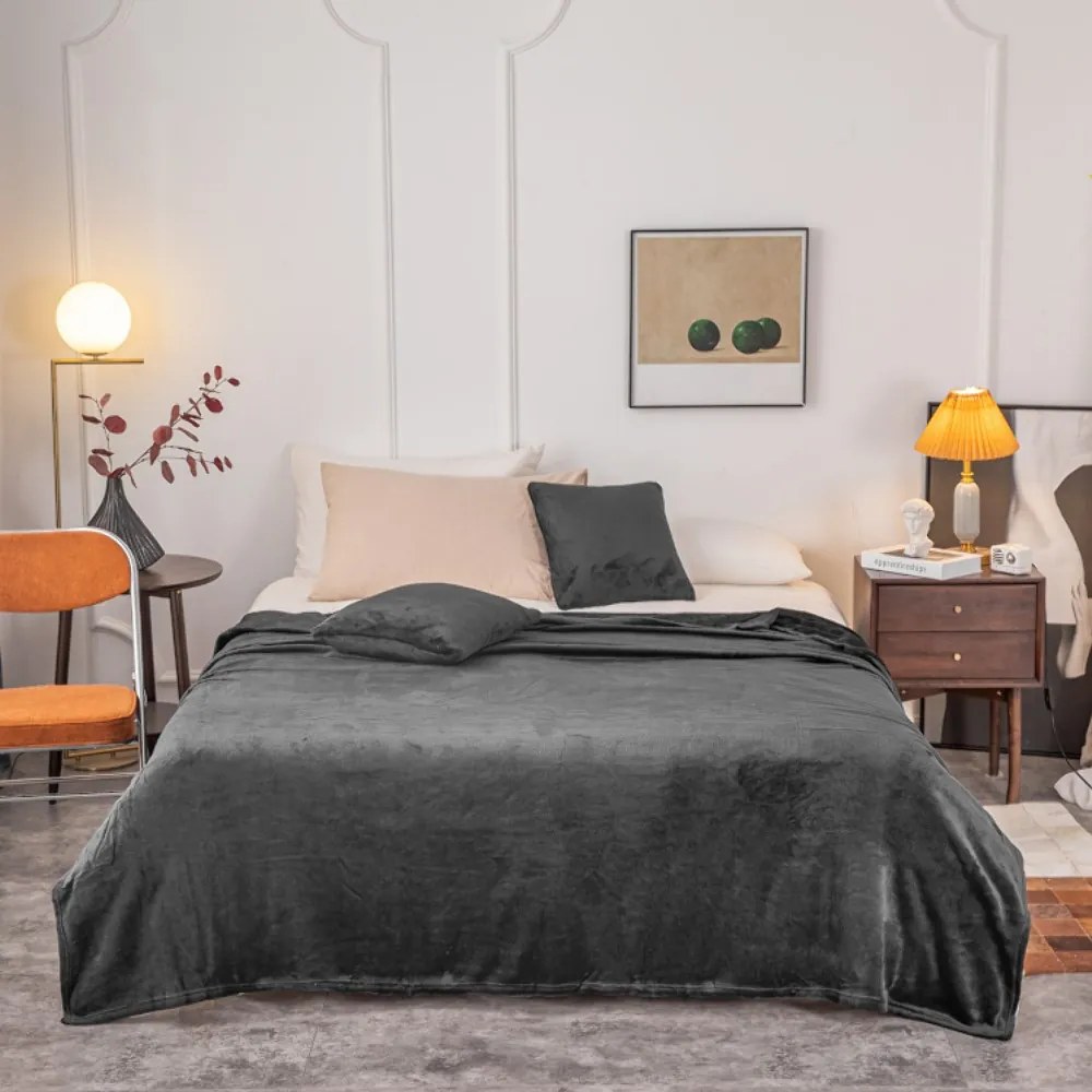 Spod Igły i Nitki Přehoz na postel z mikrovlákna 130x170 Solo černý