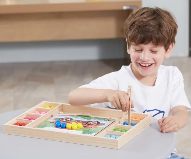 Dřevěná skládačka dle předlohy Viga 44574 – Chyť a spoj