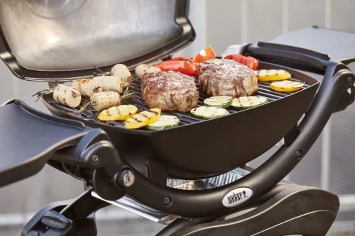 Weber Q 1200 Stand Black