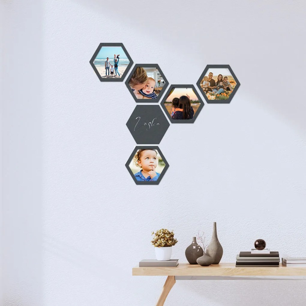 dřevo života Sada fotorámačků HEXAGON Zvolte barvu dekoru: Antracitová, Velikost fotorámečků: 15x21, Text: Vlastní text