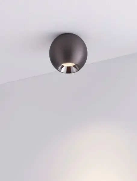 Minimalická bodová svítilna Nano Hliník